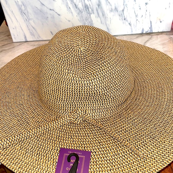 David and Young | Accessories | Nwt David And Young Floppy Wide Brim ...